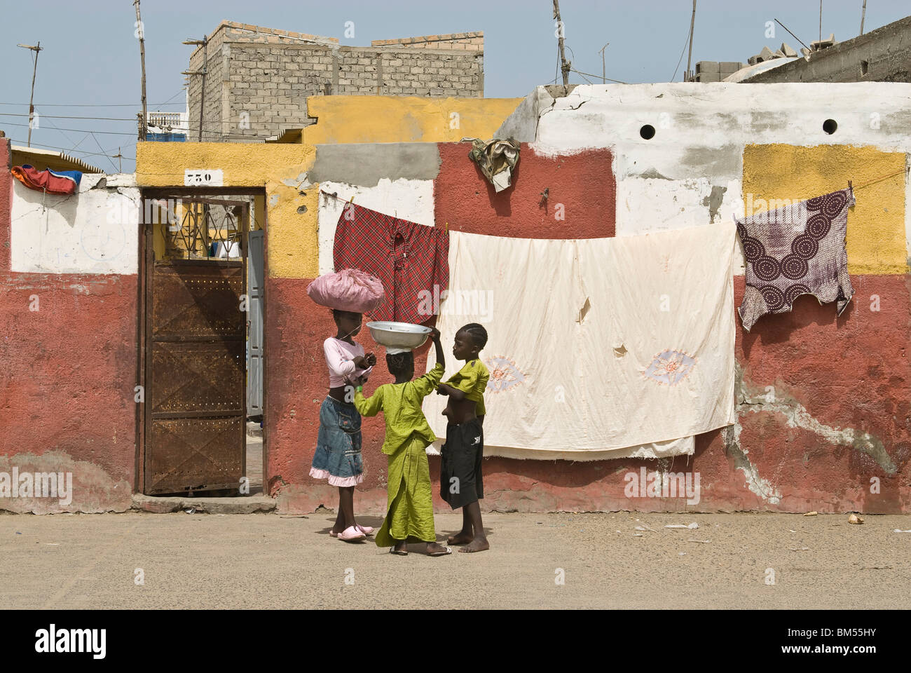 Senegalese people hi-res stock photography and images - Alamy