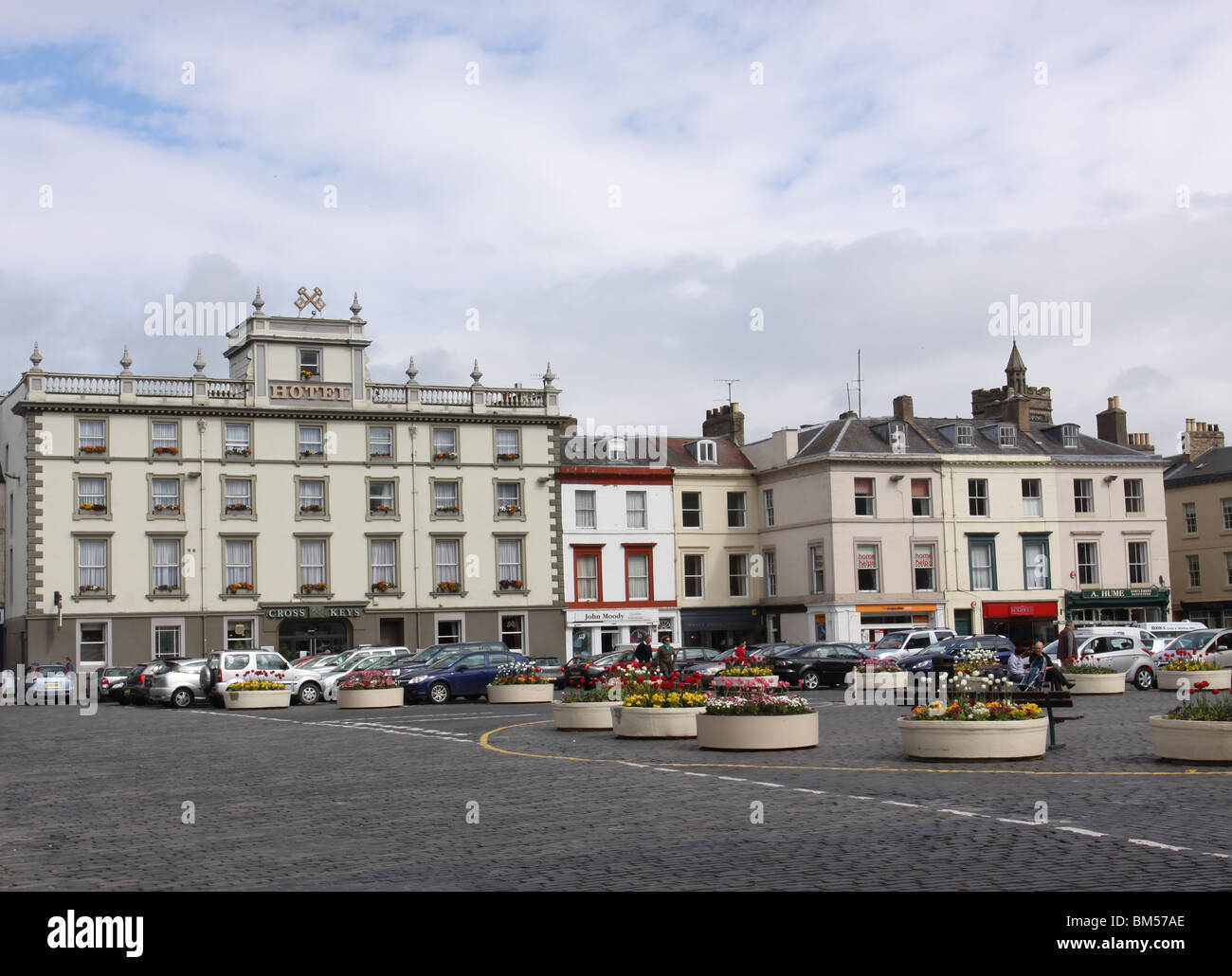 Kelso square hi-res stock photography and images - Alamy