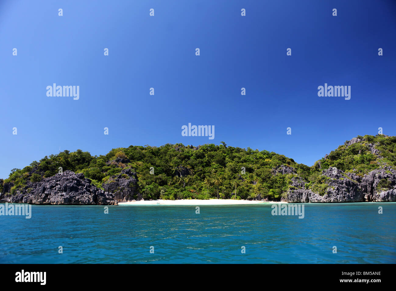 Caramoan hi-res stock photography and images - Alamy