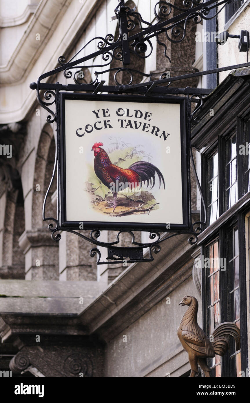Ye Olde Cock Tavern pub sign, Fleet Street, London, England, UK Stock ...