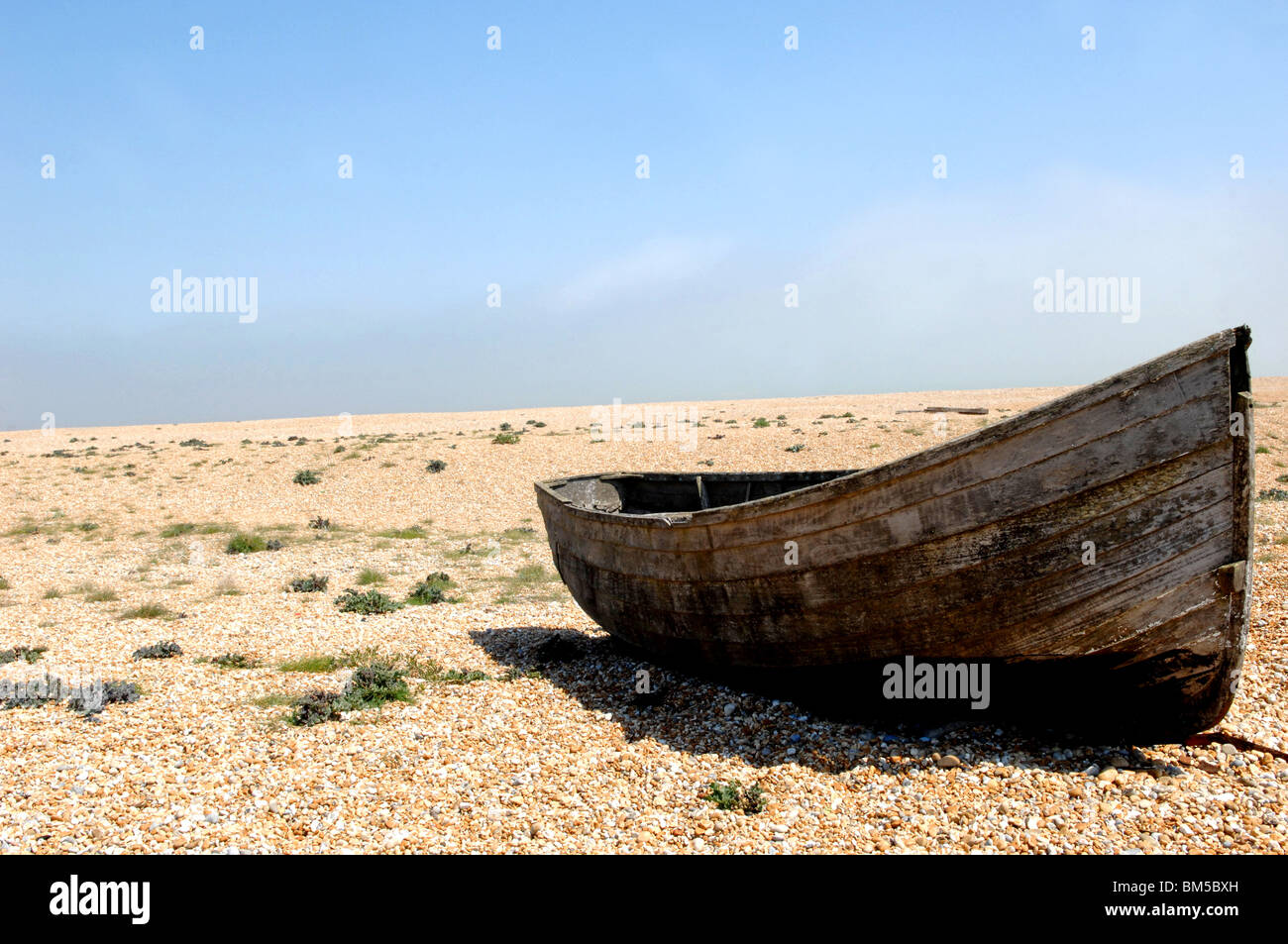 old boat on beach Stock Photo - Alamy