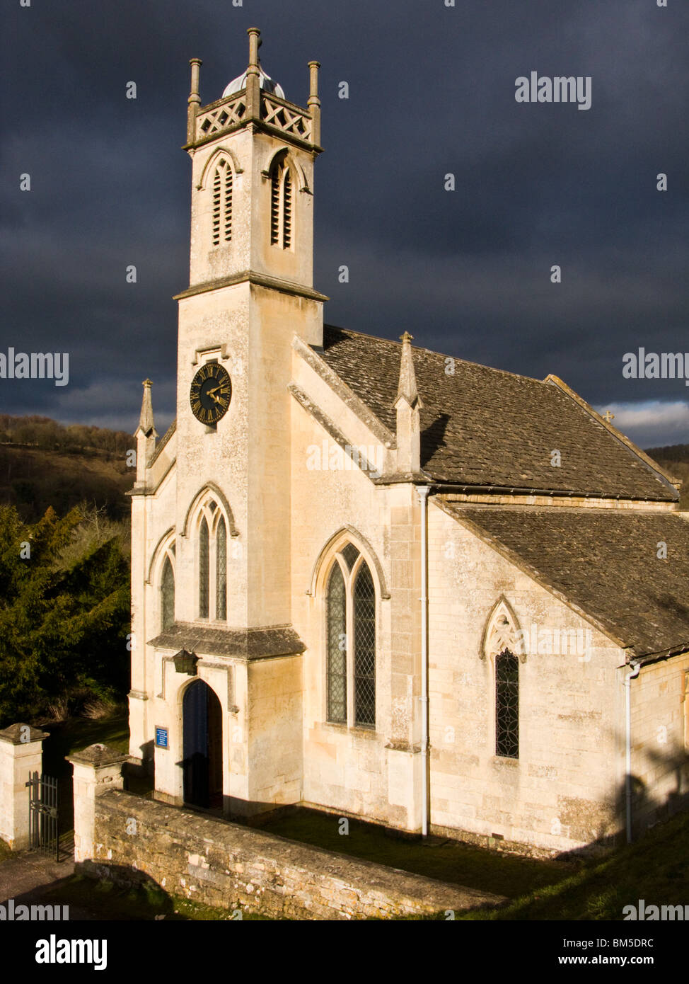 St john the apostle church hi-res stock photography and images - Alamy