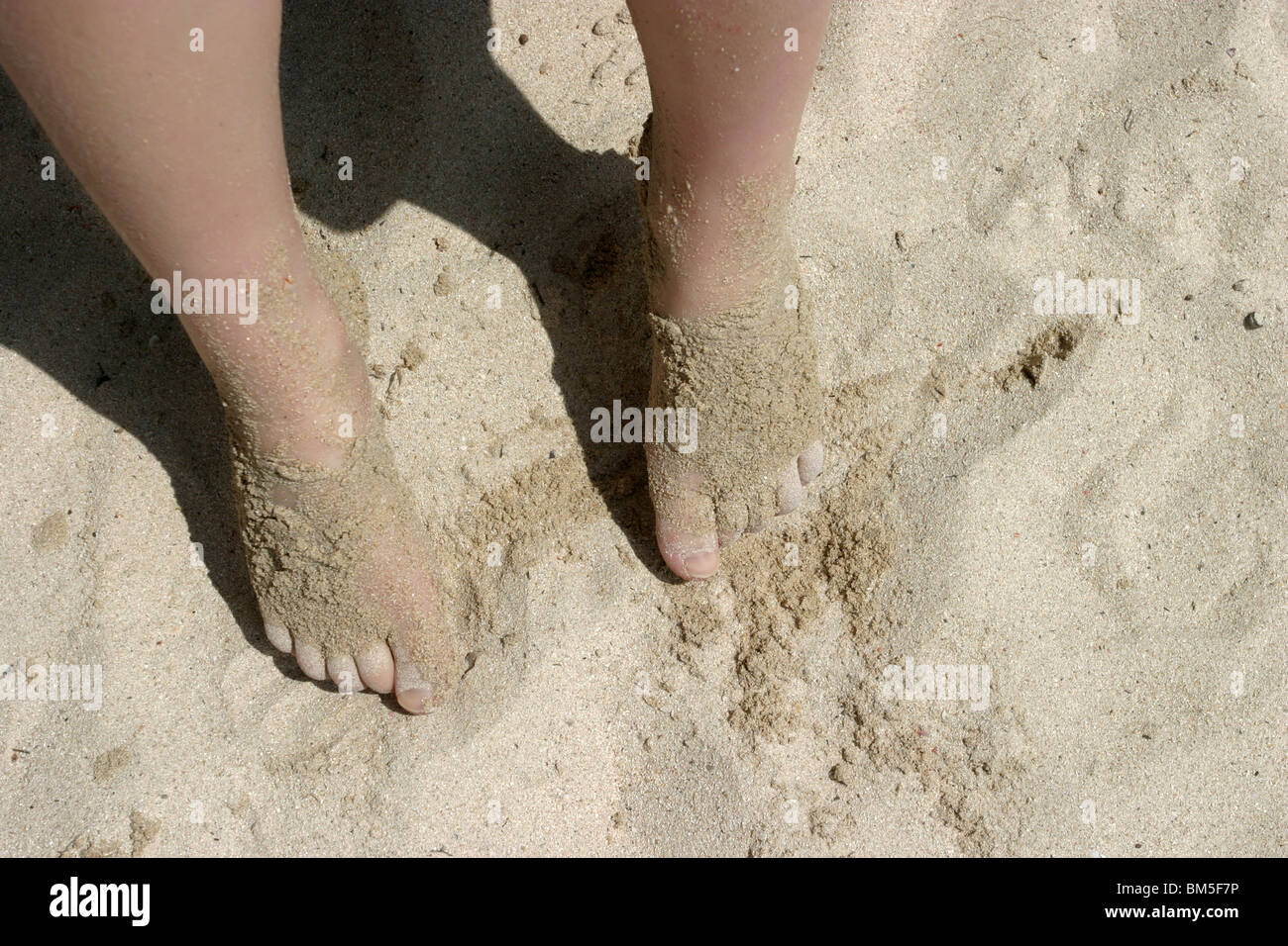 Sandy feet hi-res stock photography and images - Alamy