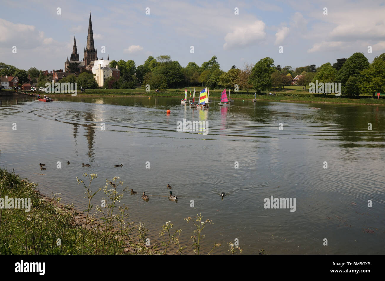Lichfield Cathedral and Stowe Pool with children sailing dinghies on ...
