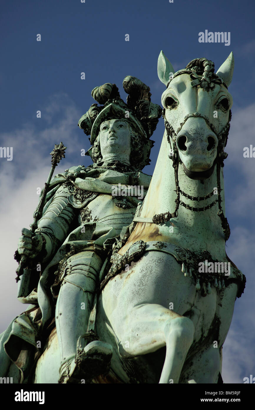 King jose hi-res stock photography and images - Alamy