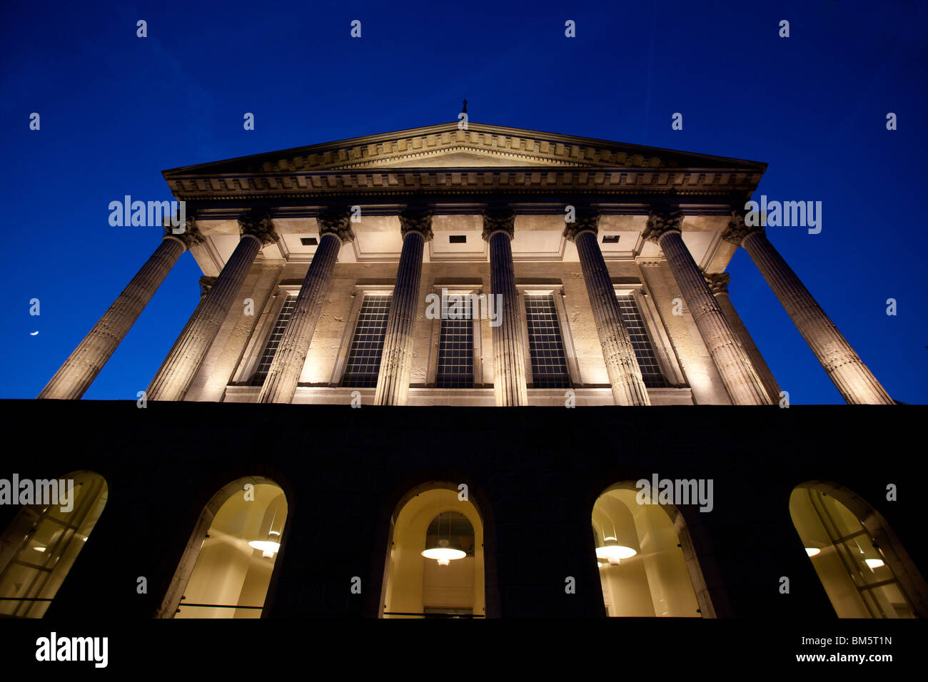 Birmingham town hall hi-res stock photography and images - Alamy