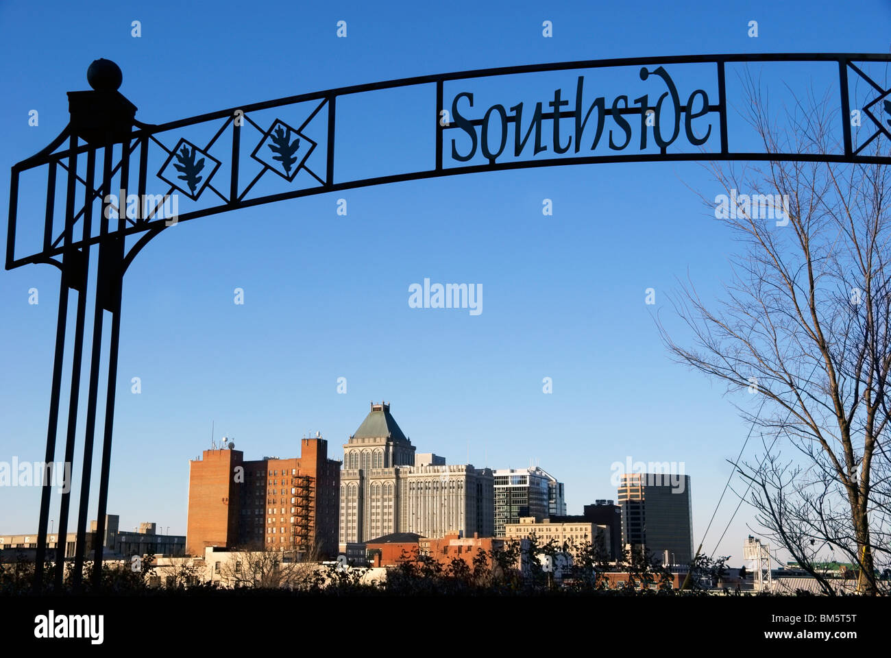 Greensboro skyline hi-res stock photography and images - Alamy