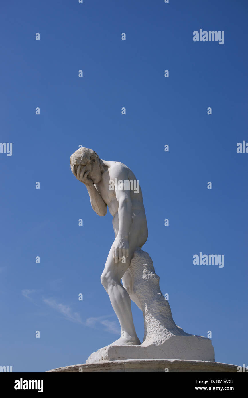 Despair paris statue hi-res stock photography and images - Alamy
