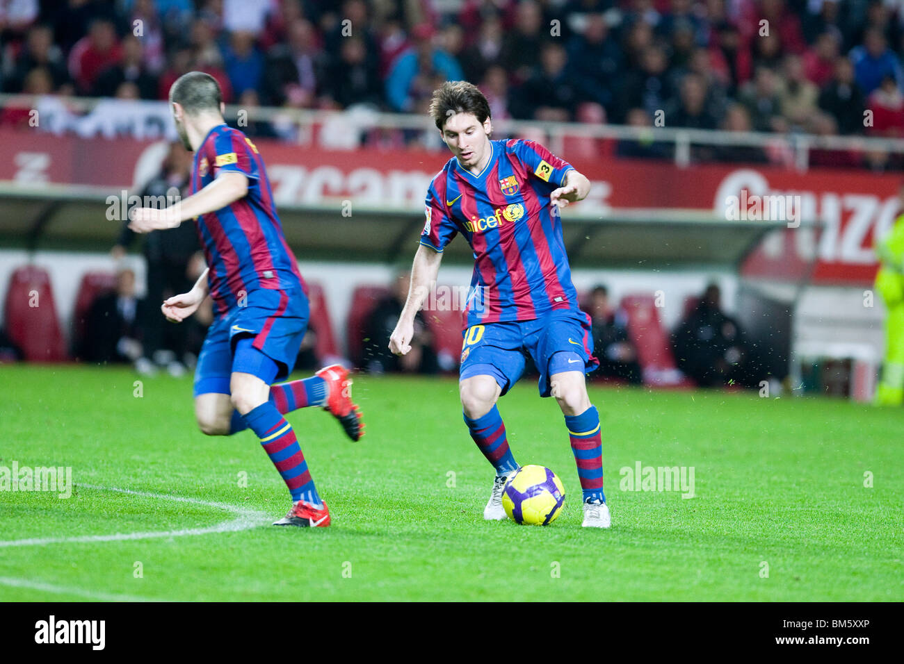 Lionel Messi Attacking High Resolution Stock Photography and Images - Alamy