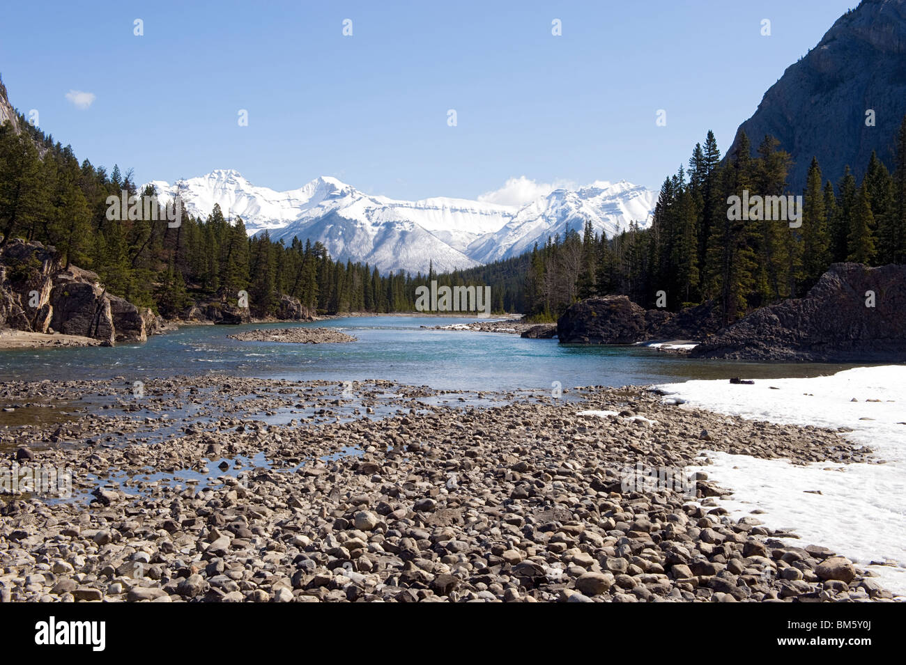 Bow river falls in banff hi-res stock photography and images - Alamy