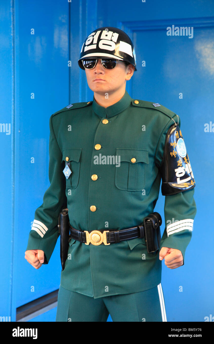 Republic of Korea Soldier Joint Security Area Panmunjom, Demilitarized ...
