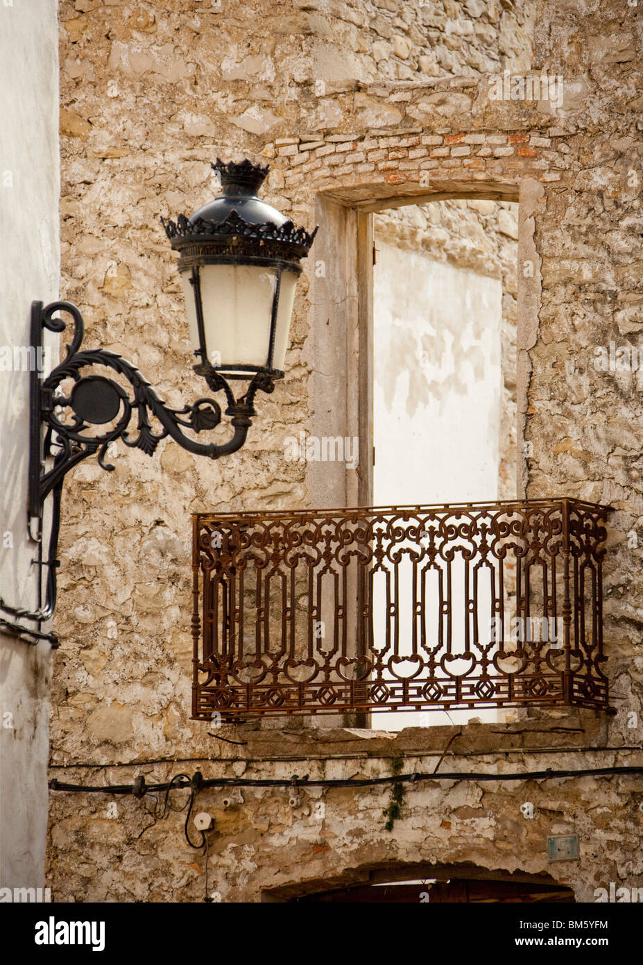 Espana lamp post lampost street light light spanis wrought iron hi-res ...