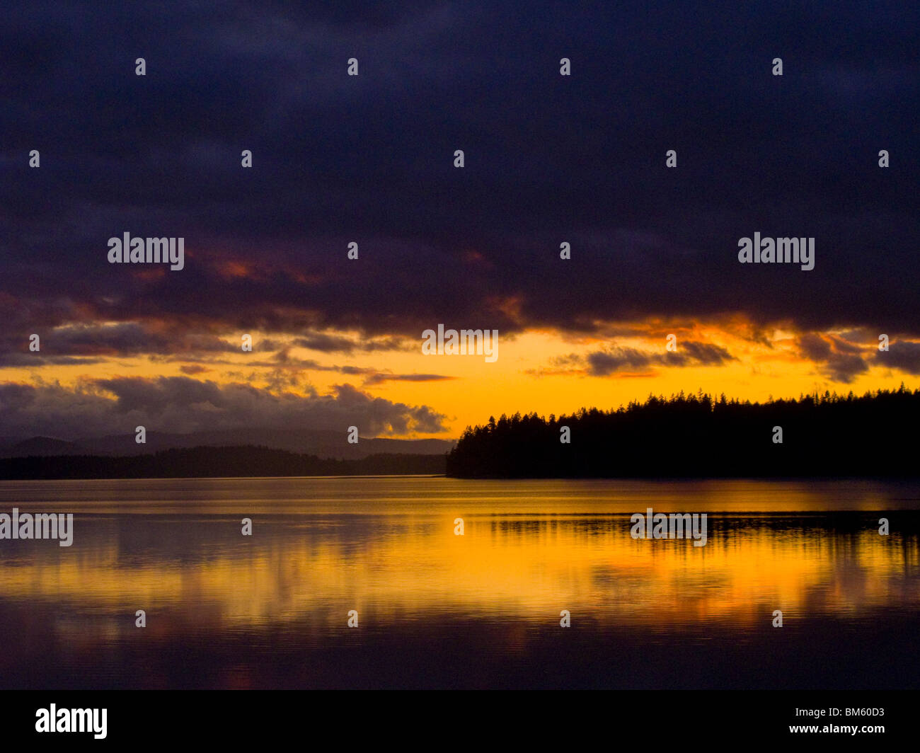 Strait of juan de fuca sunset hi-res stock photography and images - Alamy