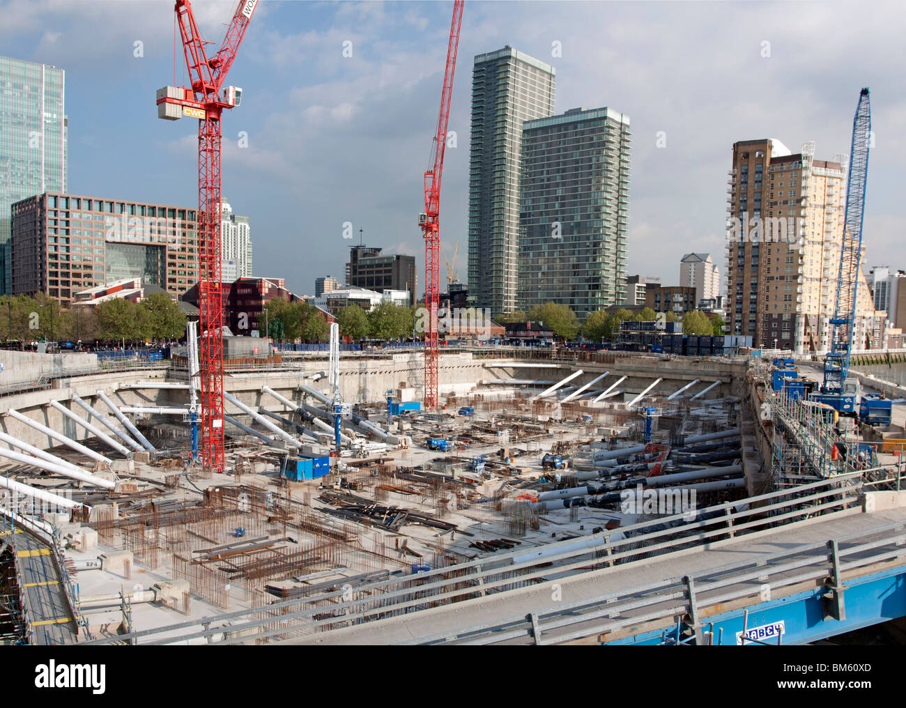 Construction of concrete raft Riverside South development Canary Wharf ...
