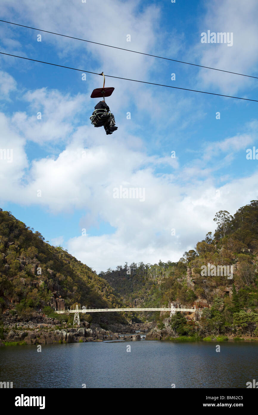 Charilift & Alexandra Suspension Bridge, First Basin, Cataract Gorge ...