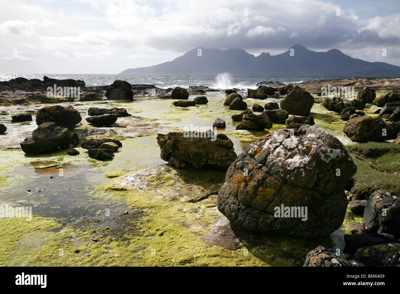 Western isles scotland landscape hi-res stock photography and images ...