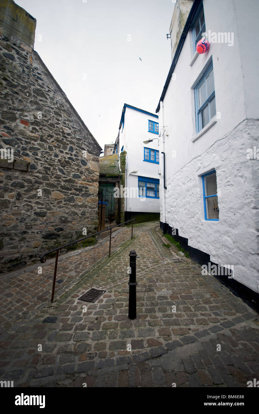 St Ives Cornwall UK Cobbled Street Stock Photo - Alamy