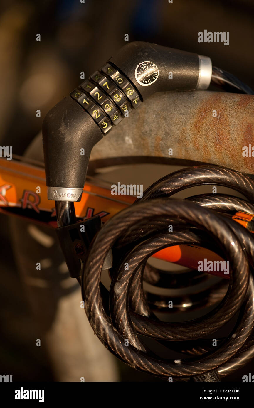 Combination lock hi-res stock photography and images - Alamy