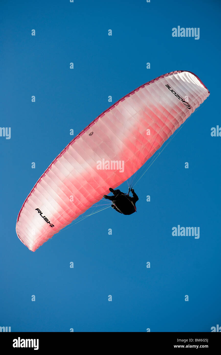 Paragliding In The Uk High Resolution Stock Photography and Images - Alamy