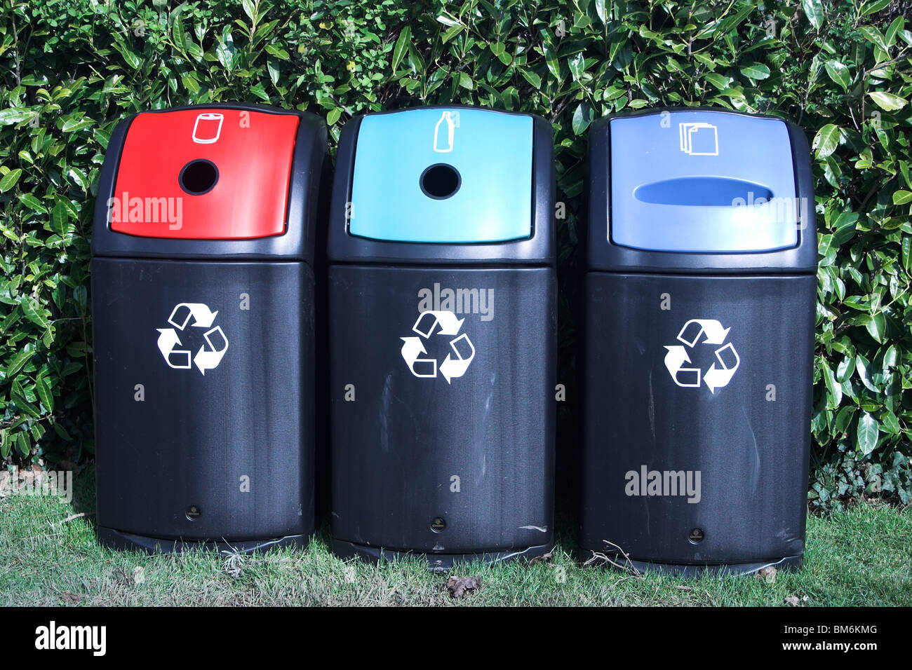 Paper cans hi-res stock photography and images - Alamy