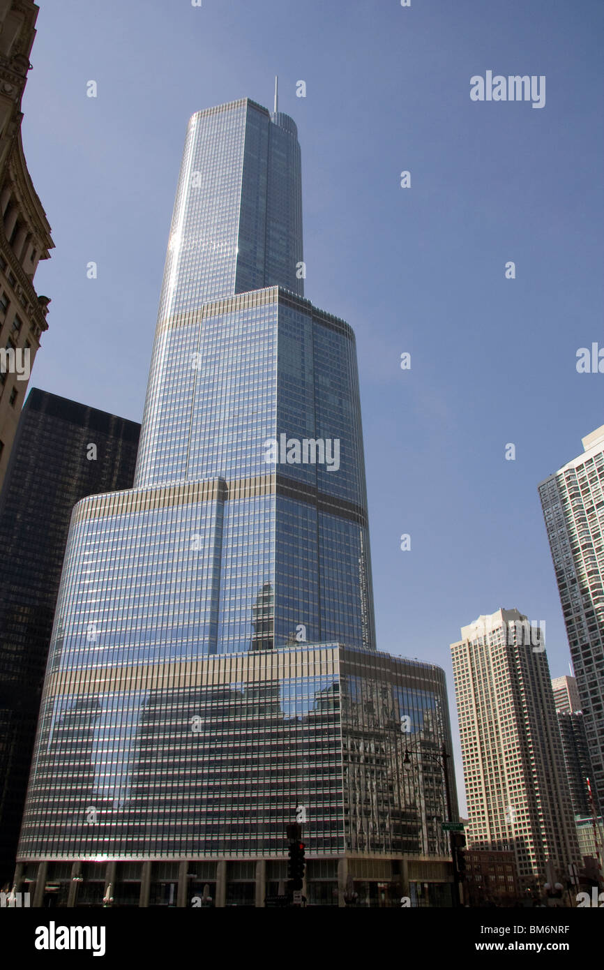 The Trump International Hotel and Tower. Chicago Buildings Architecture ...