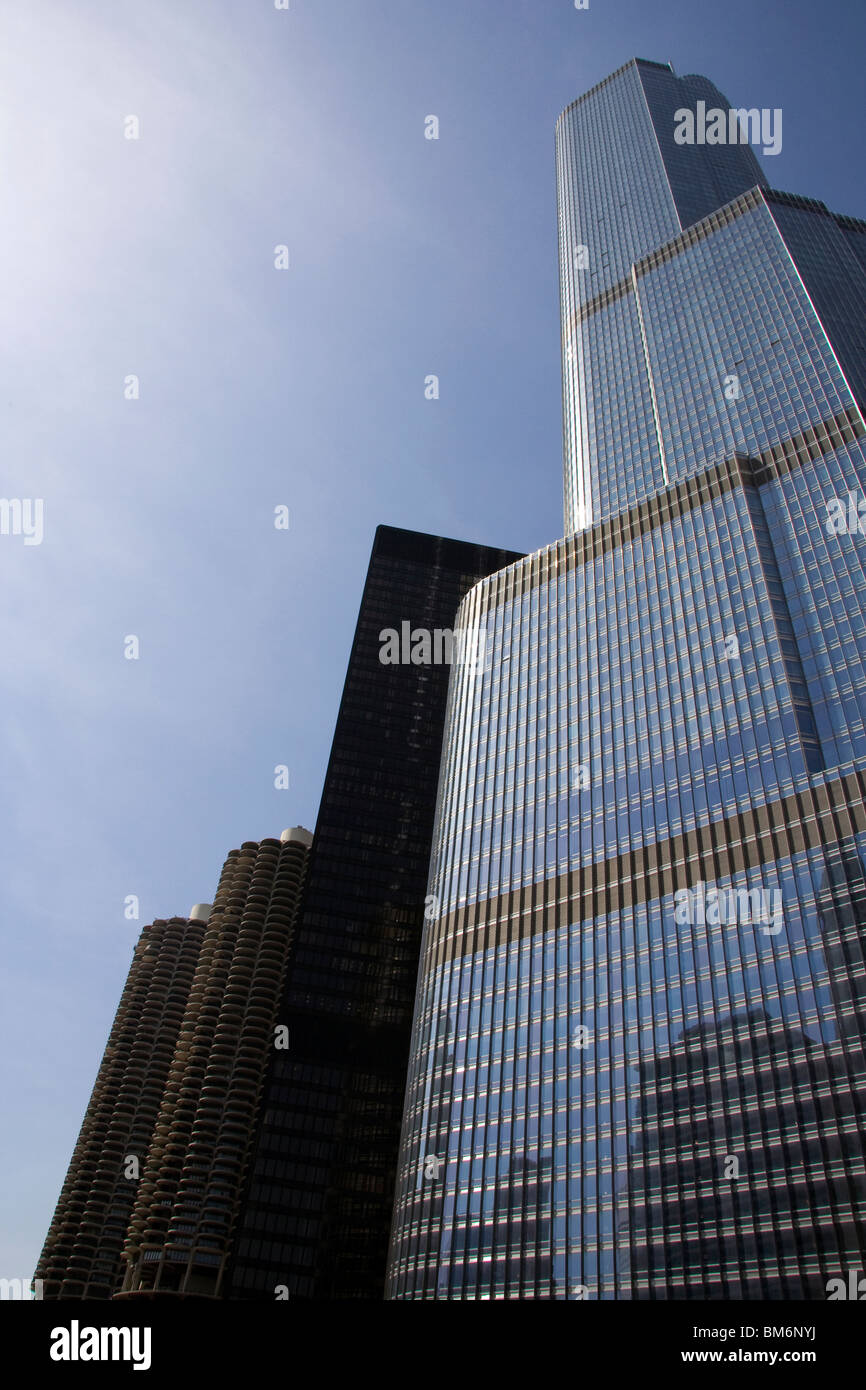 Trump tower chicago hi-res stock photography and images - Alamy