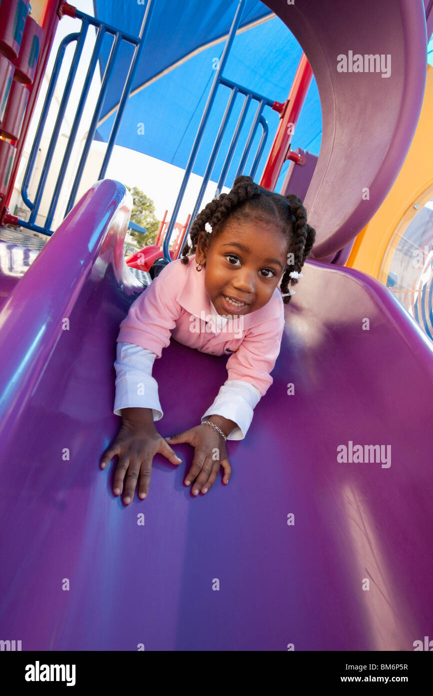 People going down a slide hi-res stock photography and images - Alamy