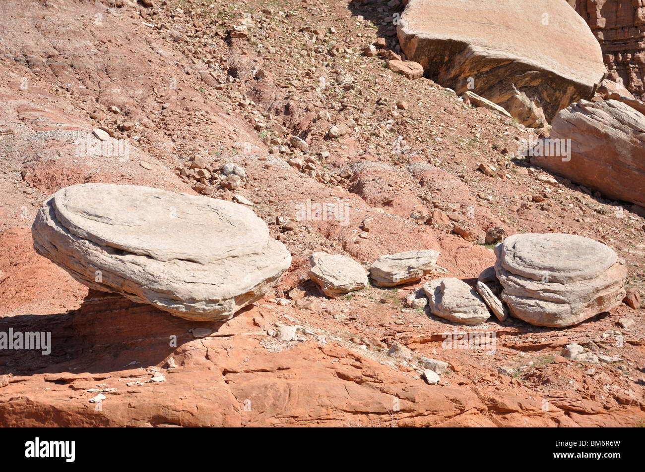 Round rock formation erosion bluff hi-res stock photography and images ...