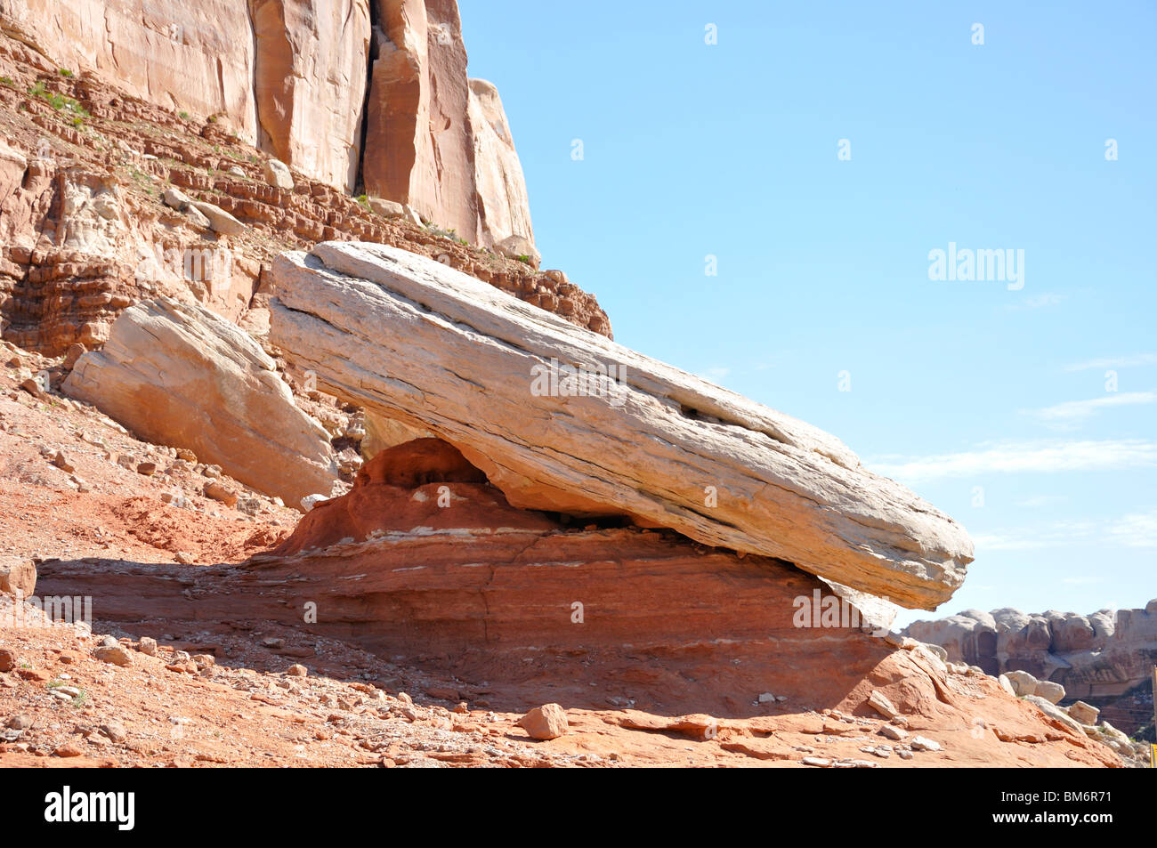 Round rock formation erosion bluff hi-res stock photography and images ...