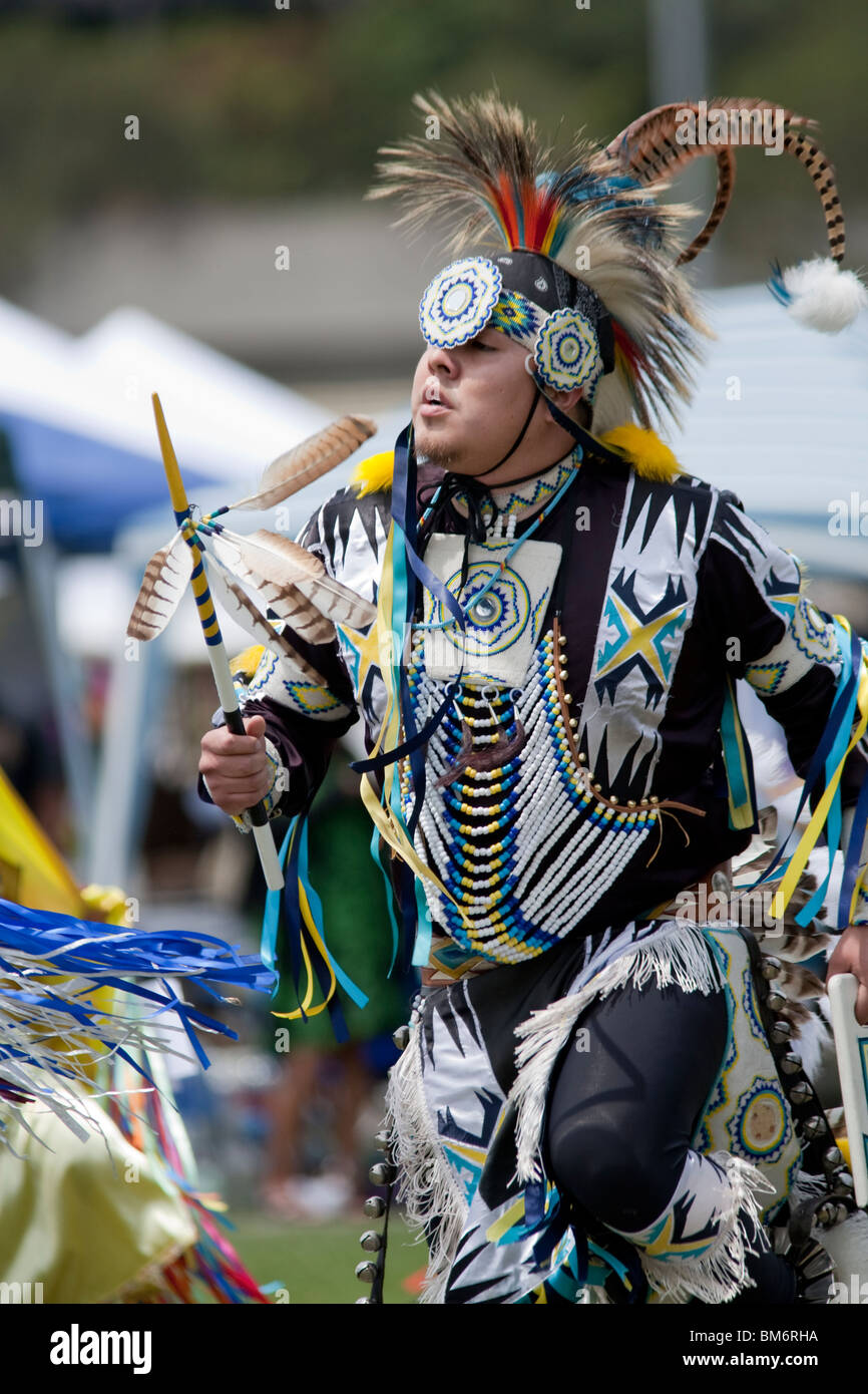 LOS ANGELES - MAY 2: American Indians dancing at the 24th Annual UCLA ...