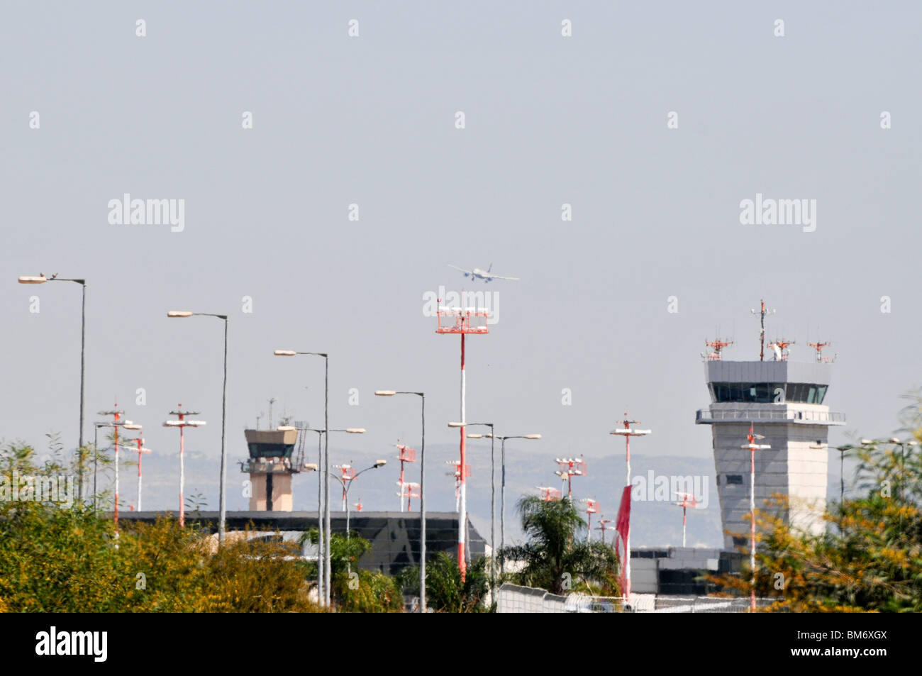 Air control tower hi-res stock photography and images - Alamy