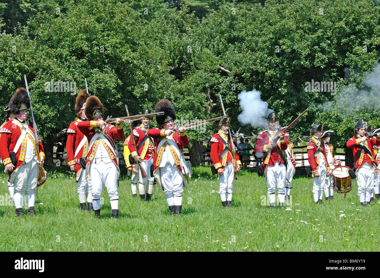 American patriots in battle - costumed American Revolutionary War era ...