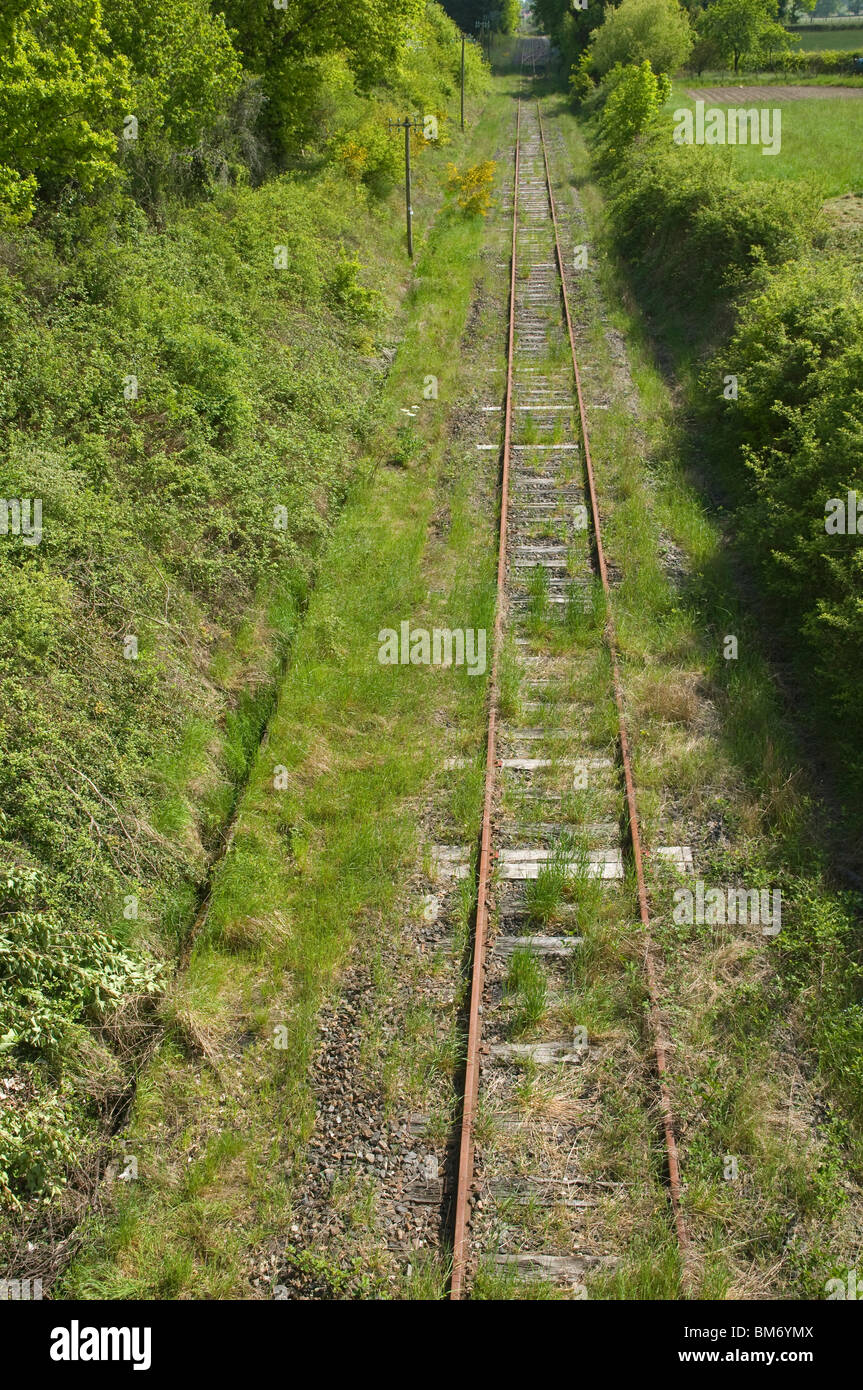 Disused railroad track hi-res stock photography and images - Alamy