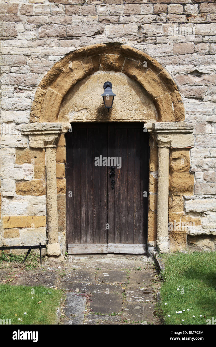 Norman romanesque architecture hi-res stock photography and images - Alamy