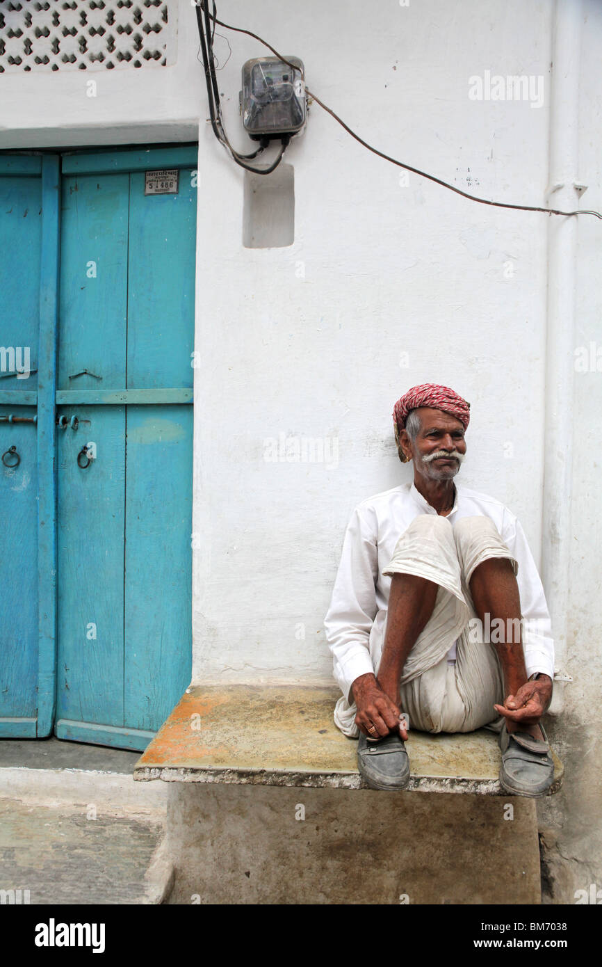 Local Indian man in the street in Udaipur, Rajasthan, India Stock Photo ...
