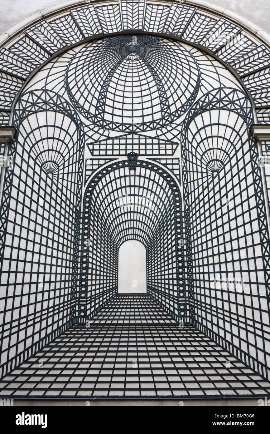 Rapp paris hi-res stock photography and images - Alamy