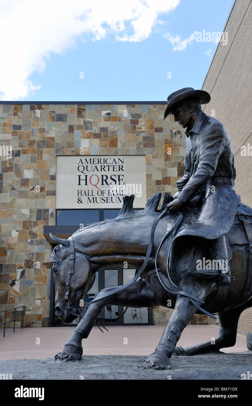 Horse museum sculpture amarillo hi-res stock photography and images - Alamy