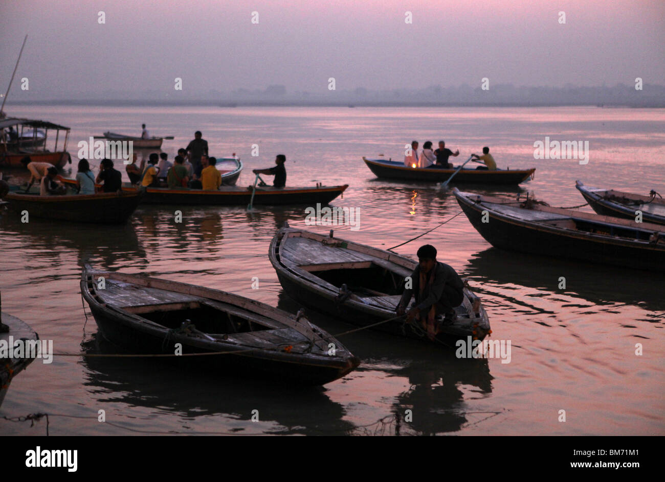 Varanasi india sunrise hi-res stock photography and images - Alamy