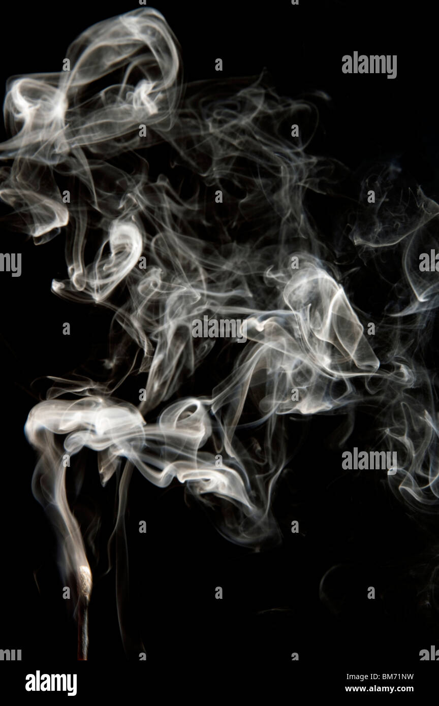 Coloured smoke black background hi-res stock photography and images - Alamy
