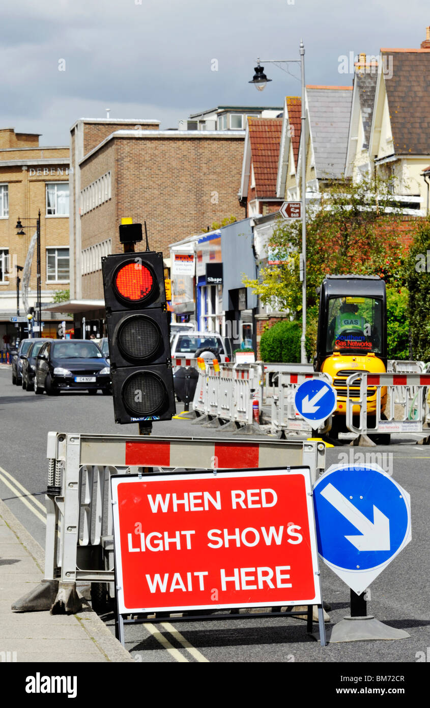 Temporary Traffic Lights At A Roadworks Site England Stock Photo Alamy temporary-traffic-lights-at-a-roadworks-site-england-stock-photo-alamy