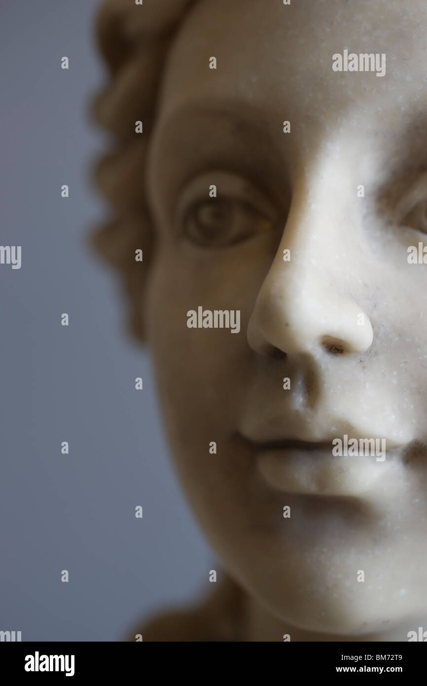 Classical female bust hi-res stock photography and images - Alamy