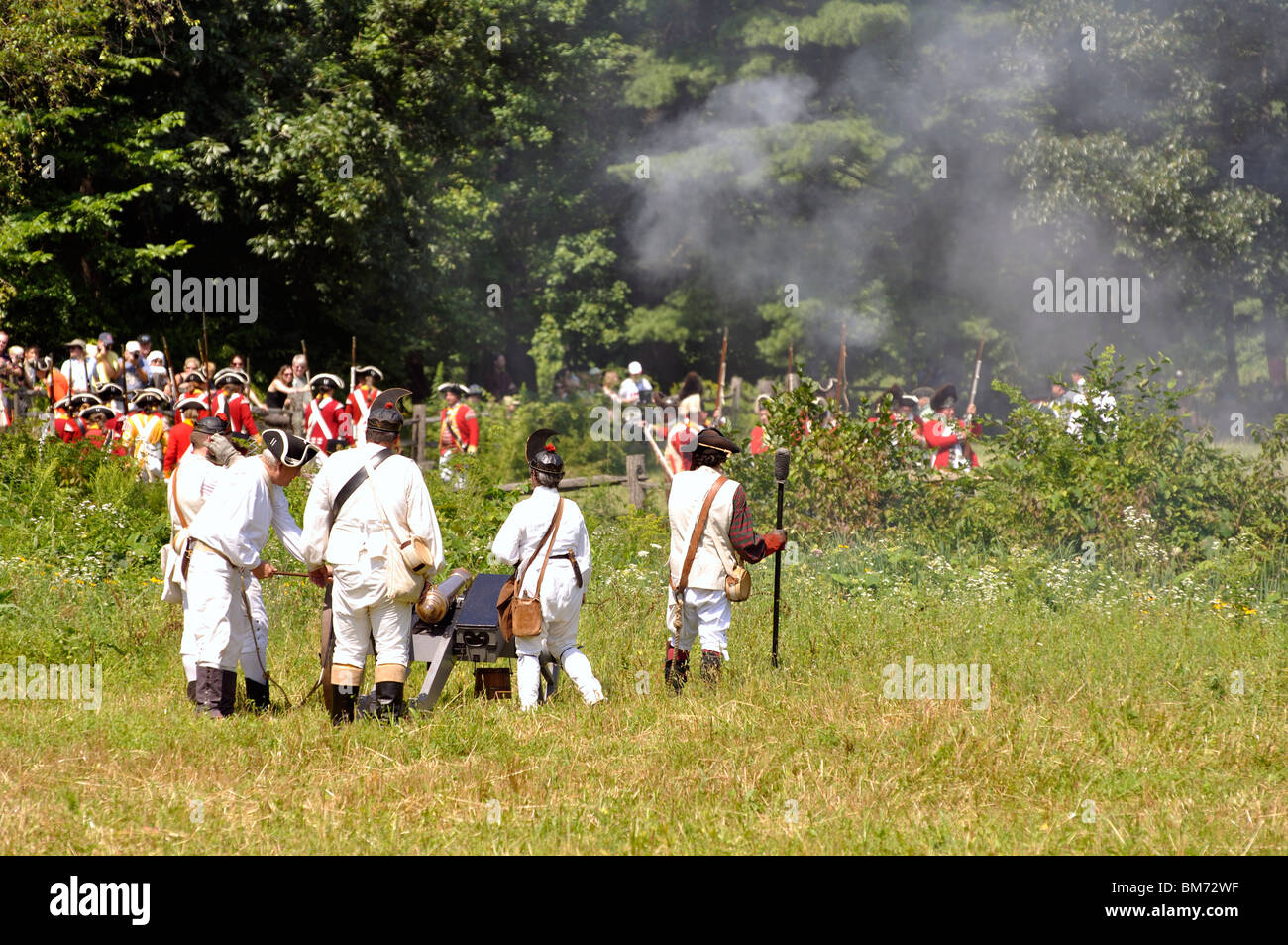 American patriots in battle costumed hi-res stock photography and ...