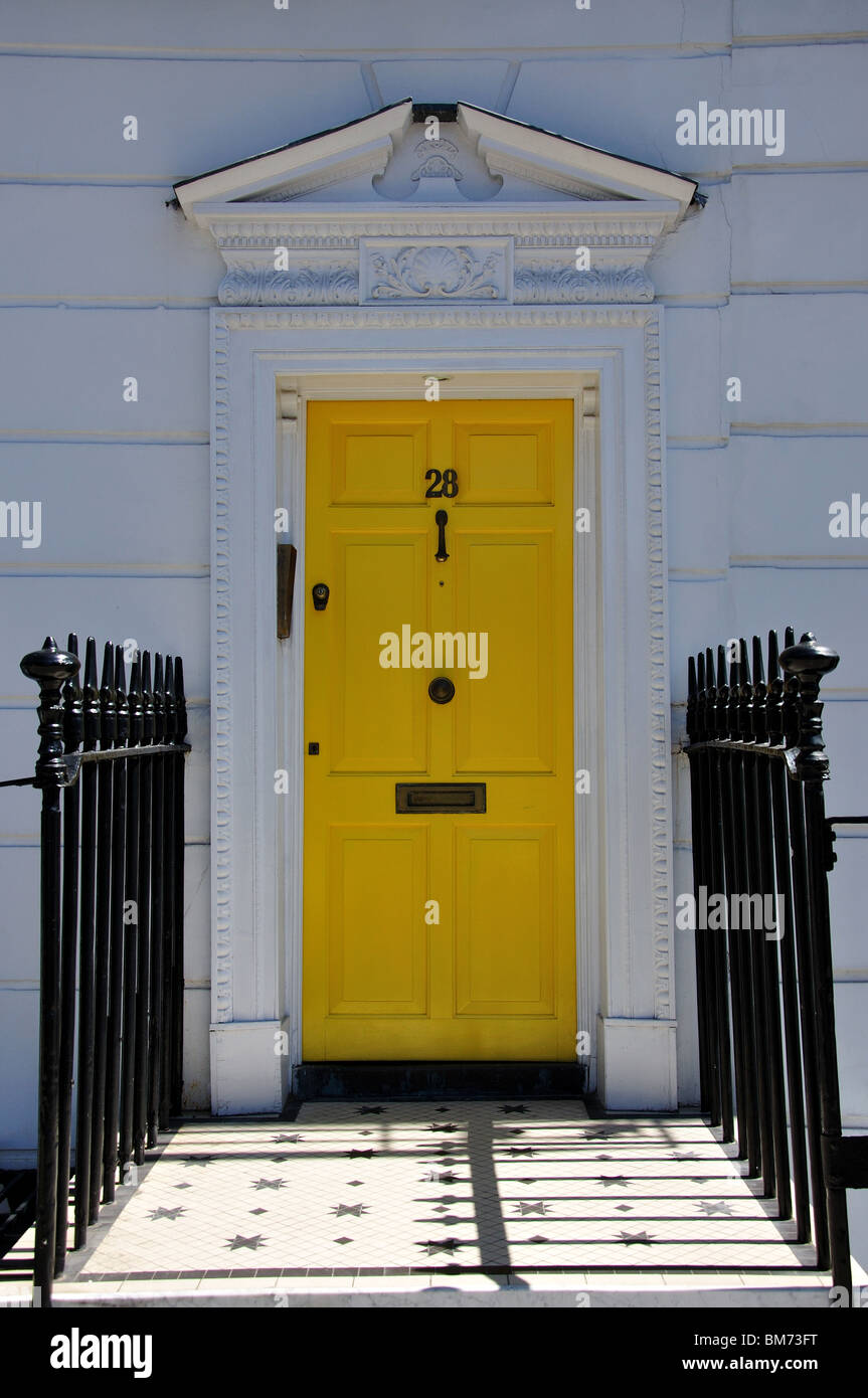 Doorway door london england hi-res stock photography and images - Alamy