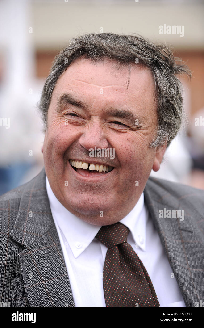 TONY NEWCOMBE RACE HORSE TRAINER RACE HORSE TRAINER YORK RACECOURSE ...