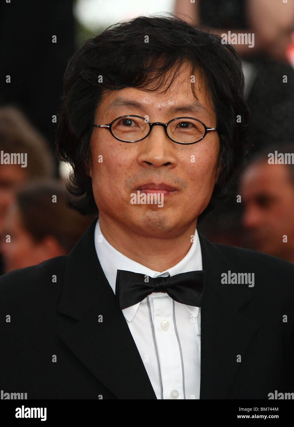 JUN-DONG LEE POETRY PREMIERE CANNES FILM FESTIVAL 2010 PALAIS DES ...