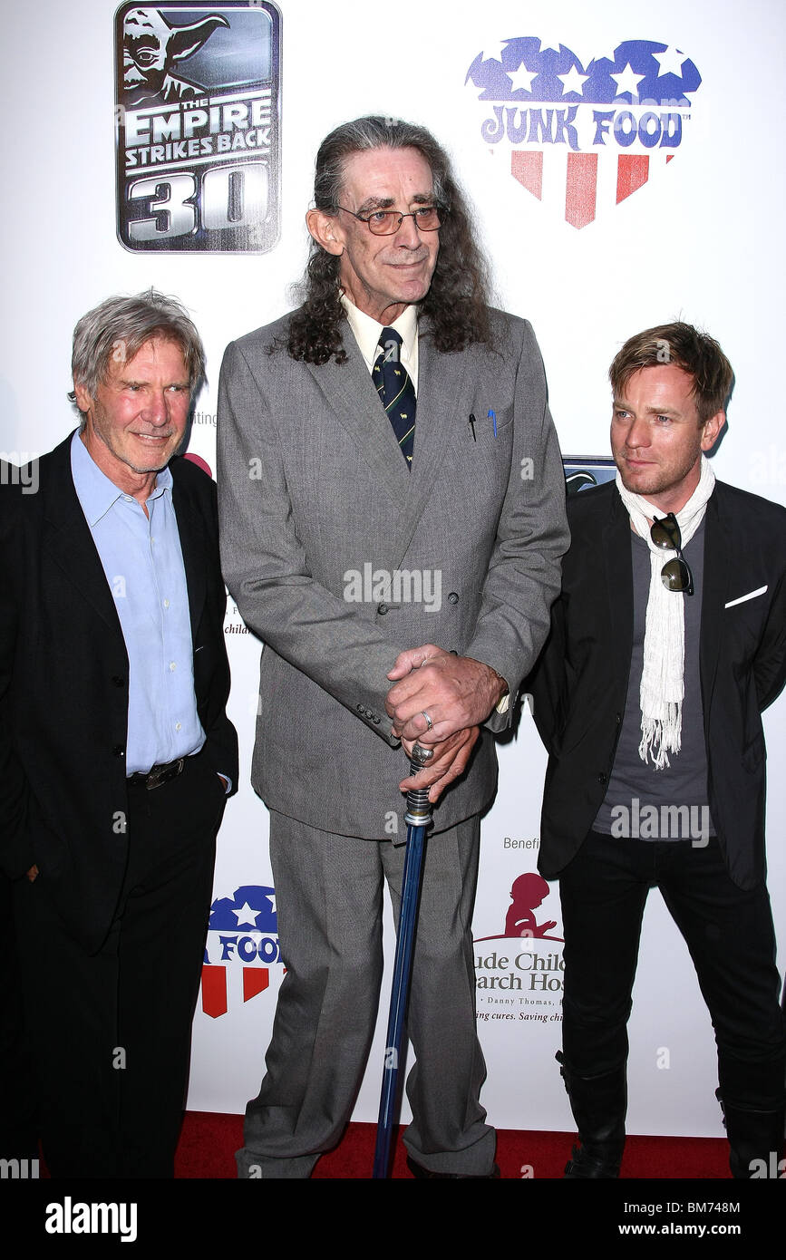 Peter mayhew hi-res stock photography and images - Alamy