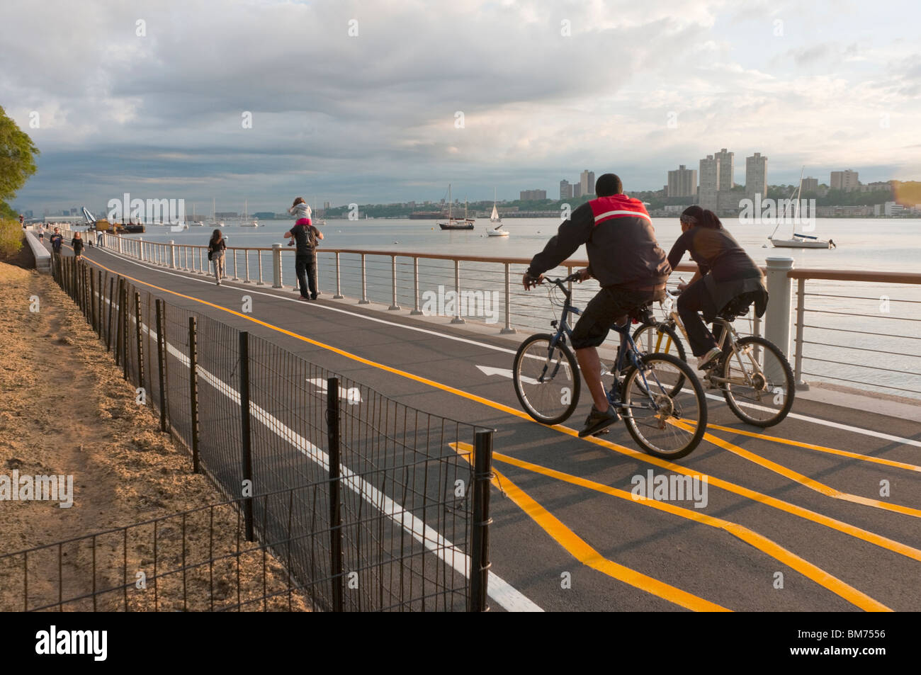 Waterfront greenway new york cyclist hi-res stock photography and ...