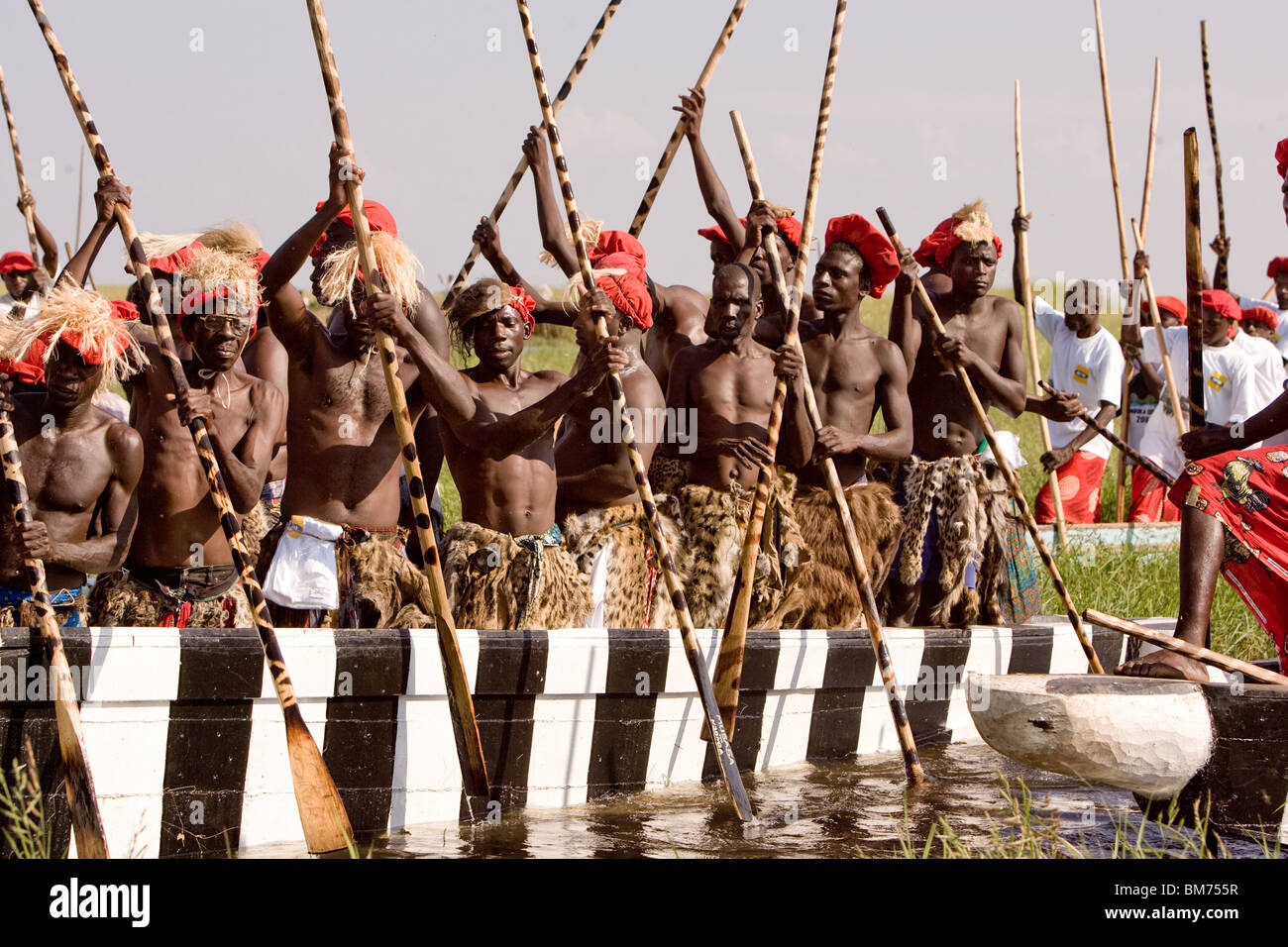 Paddlers in Kuomboka ceremony in Zambia Stock Photo - Alamy