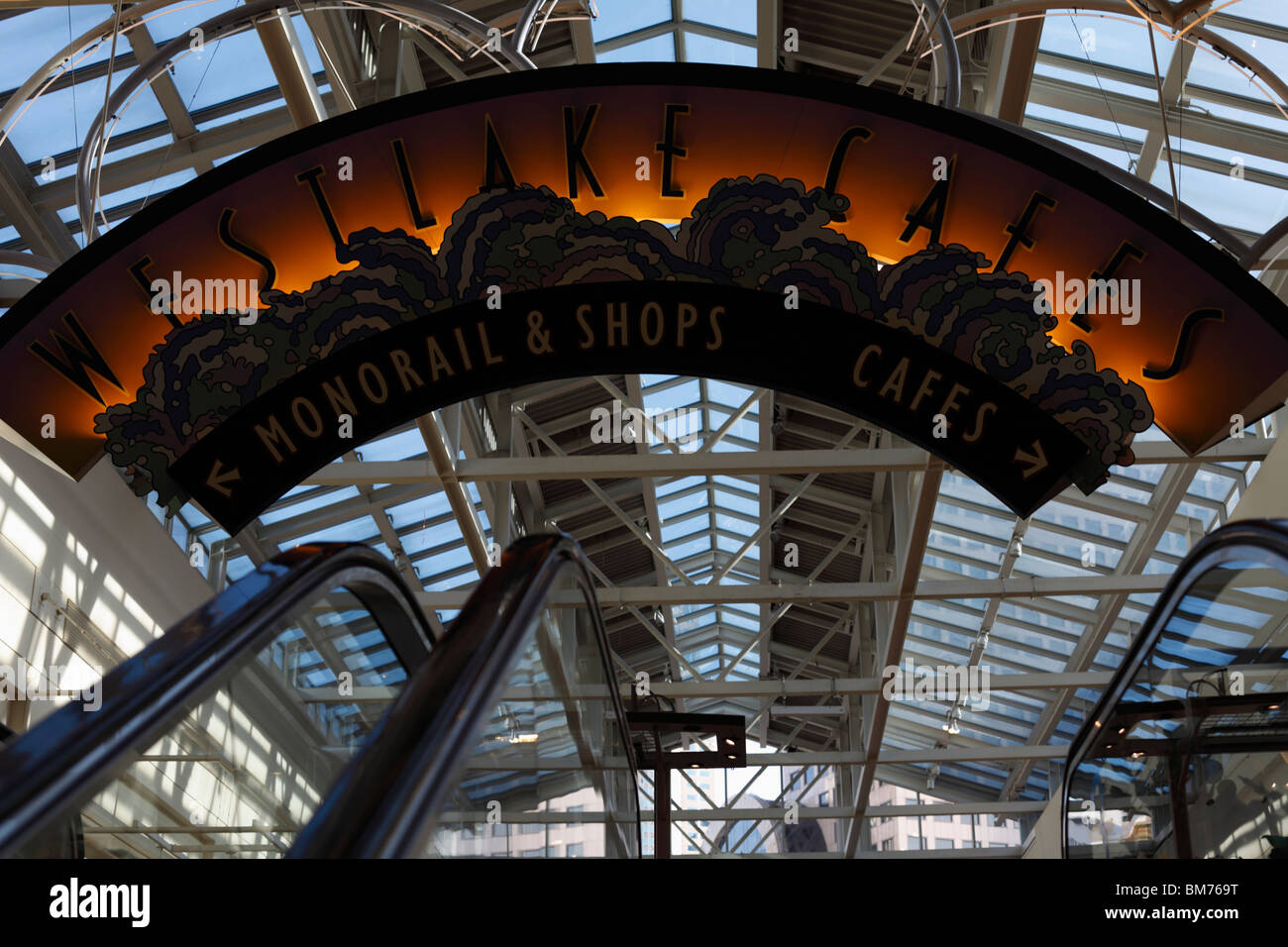 Escalator logo hi-res stock photography and images - Alamy