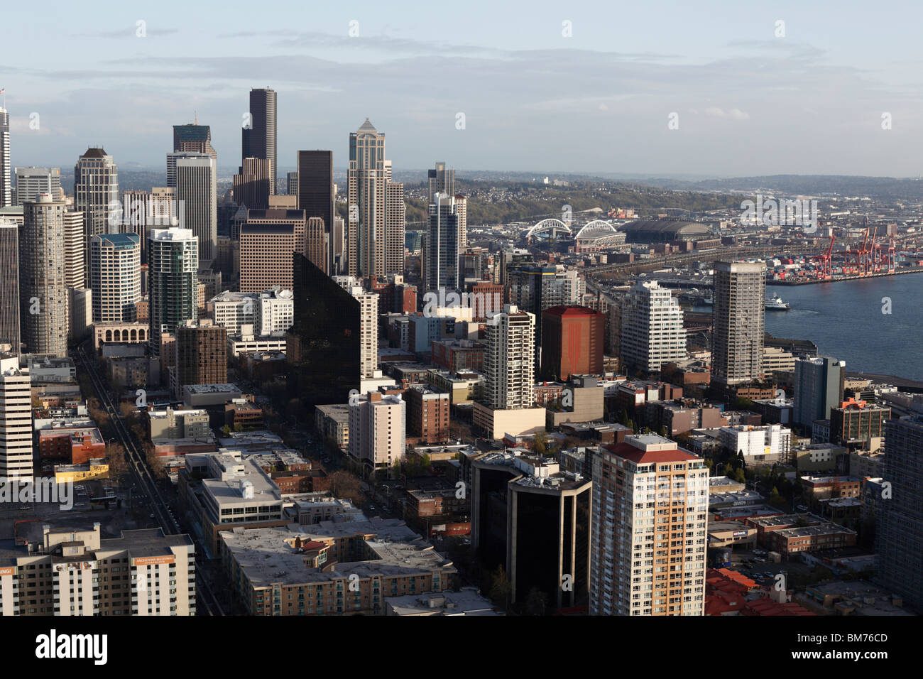 Seattle space needle boat hi-res stock photography and images - Alamy